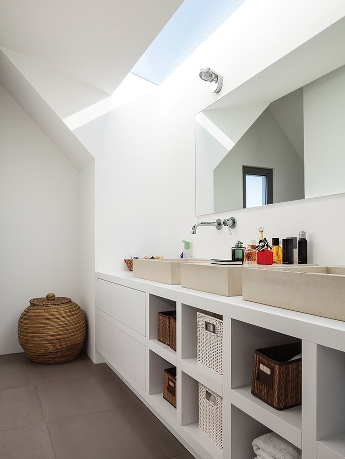 Photo 12 of 13 in A Modern Take on the Pitched-Roof - Dwell
