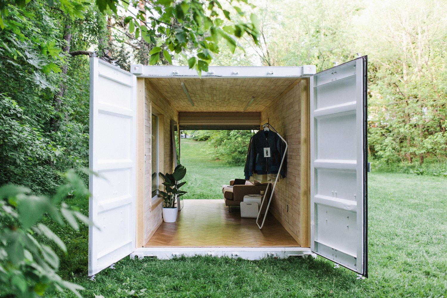 Can You Find This Clothing Label in a (Sort of) Secret Shipping ...